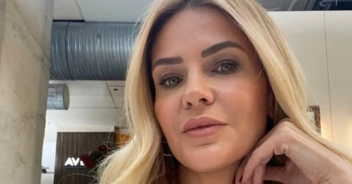 Emine Ün ve Emre Kınay'ın kızı Duru büyüdü! - Bursa Hakimiyet