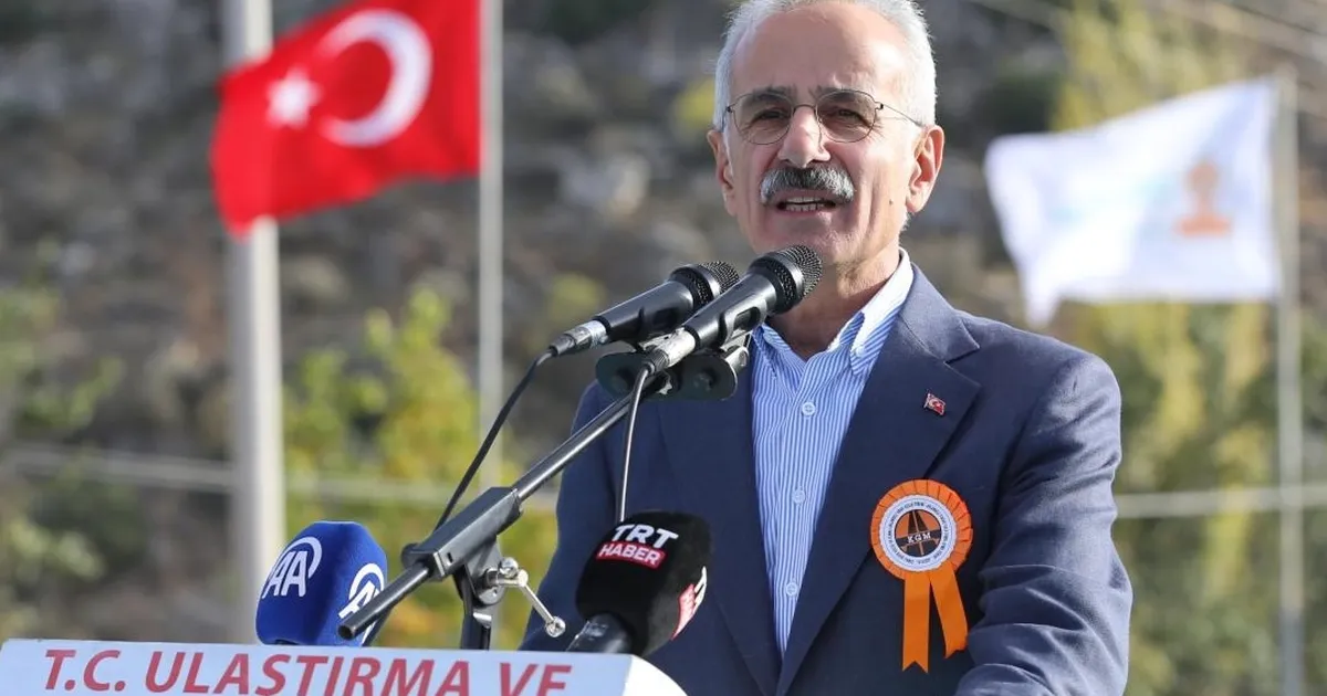 Bakan Uraloğlu: Kara yolu altyapımıza yaptığımız yatırımlarla Türkiye ...