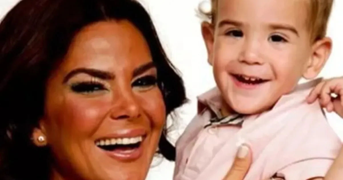 Özlem Yıldız'ın oğlu Demir annesinin boyunu geçti - Bursa Hakimiyet