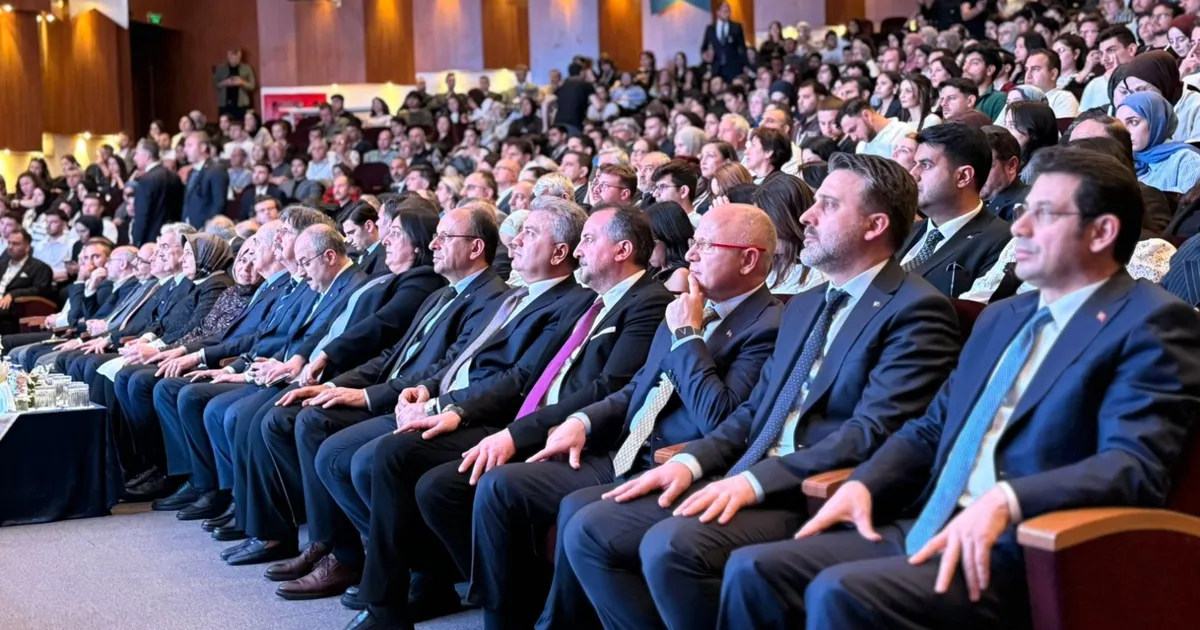 TBMM Başkanı Numan Kurtulmuş BUÜ’de “Küresel Adalet Arayışı” programına ...