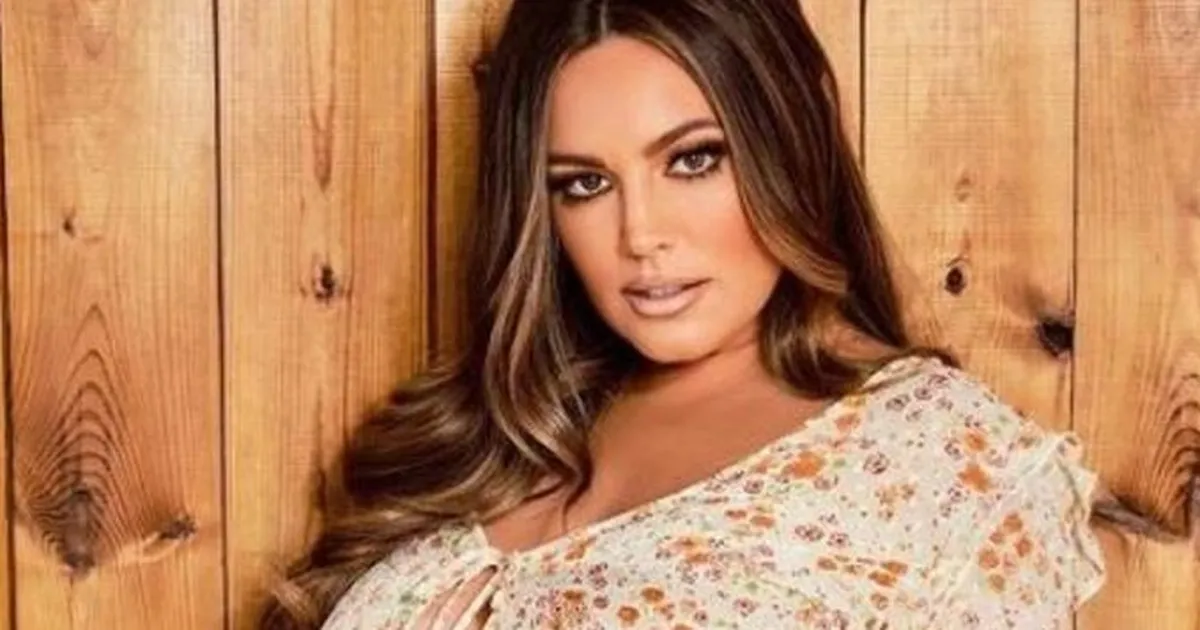 Kelly Brook'un seks itirafı gündemde! Kıvrımlarını övdü... - Bursa ...