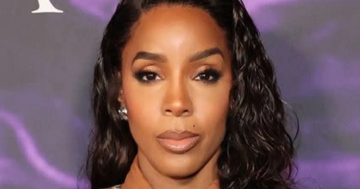 Şarkıcı Kelly Rowland güvenlik görevlisiyle kavga etti - Bursa Hakimiyet
