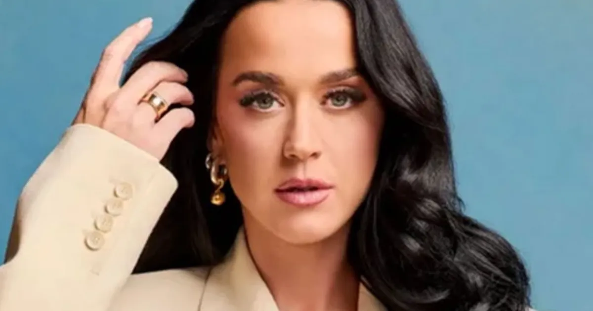Katy Perry, 6. albümünün ilk şarkısını Haziran ayında yayınlayacağını ...