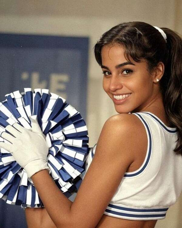 Ünlü isimler 1990'lar 'Yapay Zeka Yıllığı' akımına kapıldı - Bursa Hakimiyet