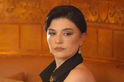 Leyla'nın Nur'u Gonca Vuslateri pozlarıyla yaktı geçti! - Bursa Hakimiyet